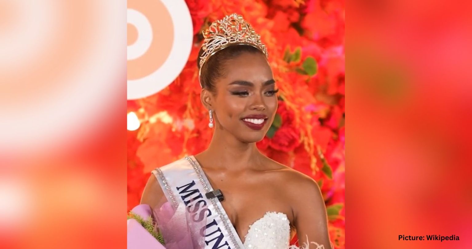 Chelsea Manalo Becomes First Black Woman Crowned Miss Universe ...