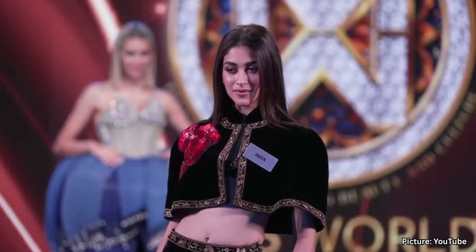 Miss India Nandini Gupta Shines as Asia-Oceania Winner in Miss World ...